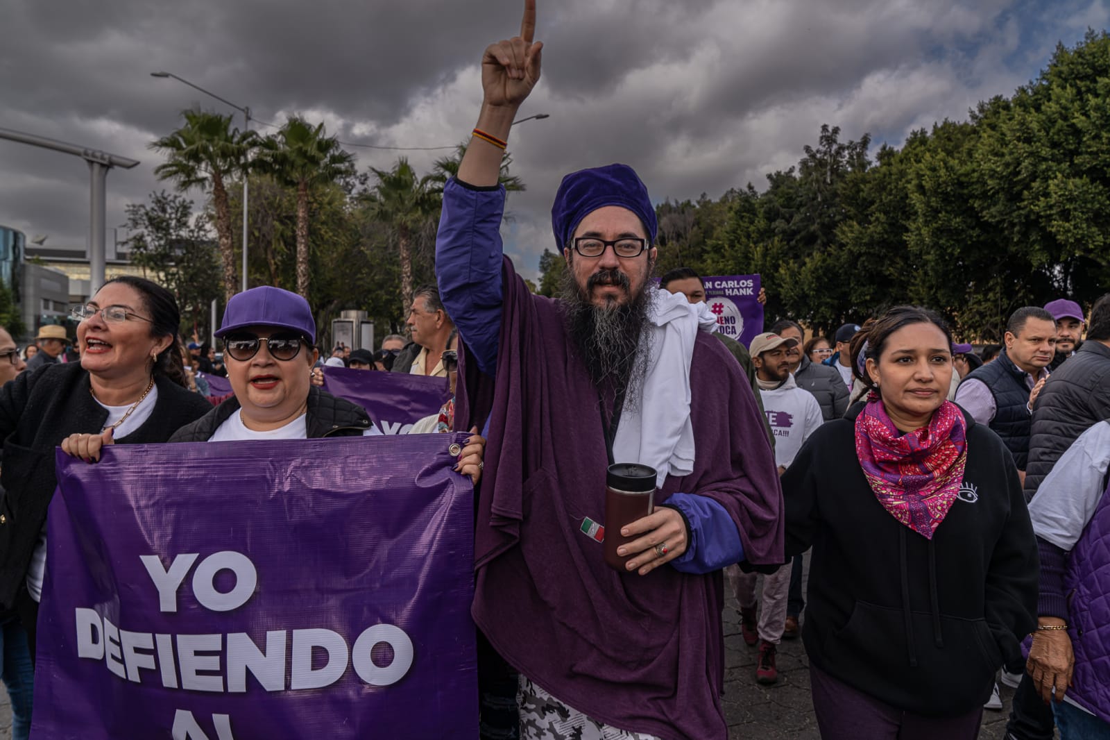 Los Mexicanos felicitamos con una Manifestación a nuestro Presidente en ...