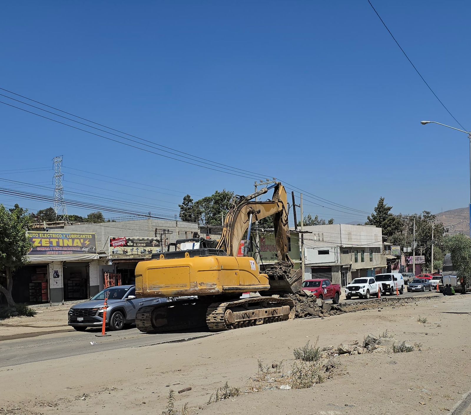Inician reparación de la carretera Tijuana-Tecate en Maclovio Rojas ...